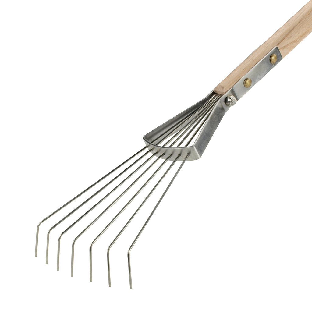 Sneeboer Leaf Rake 7-Tine – Garden Tool Company
