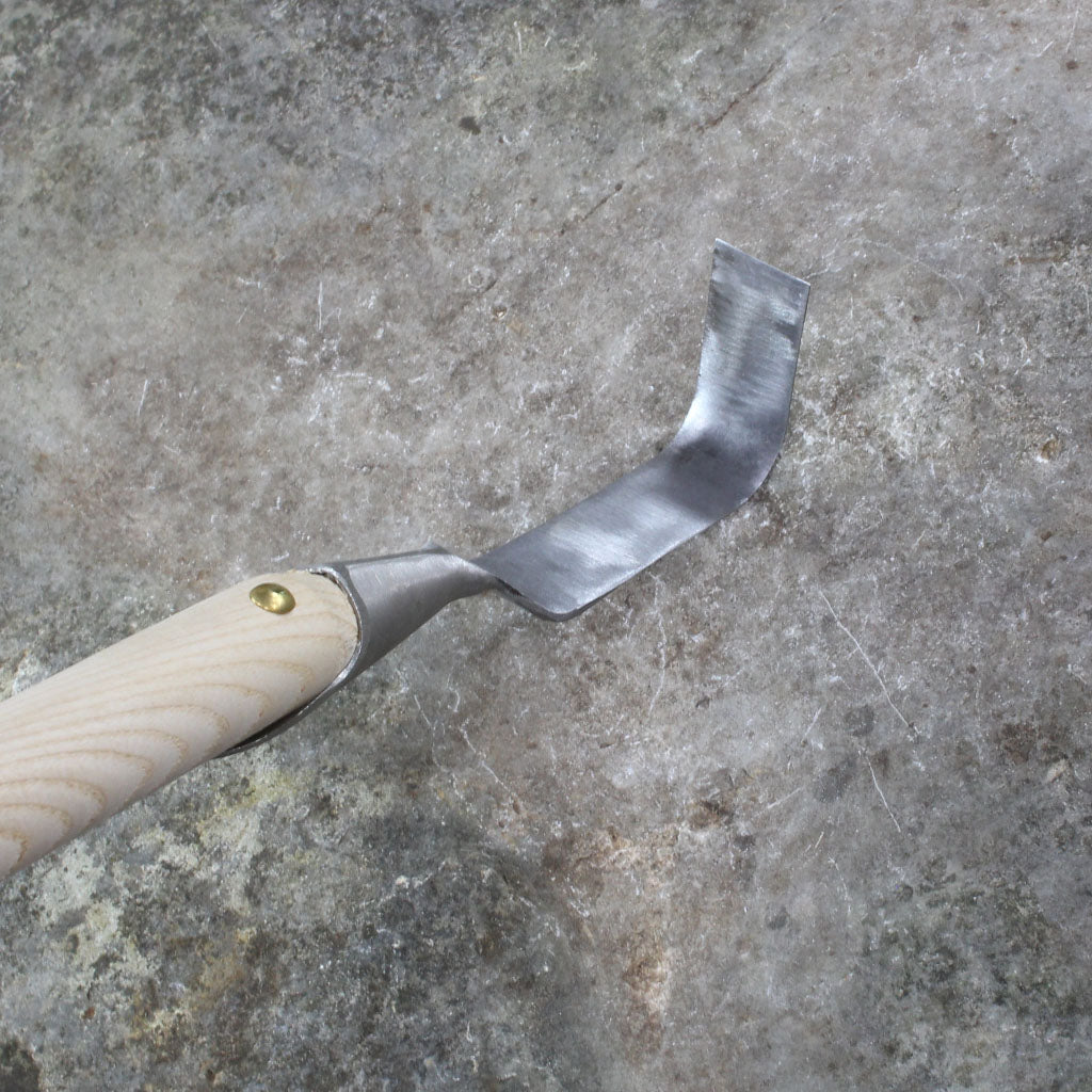 Sneeboer Long Weed Scraper – Garden Tool Company