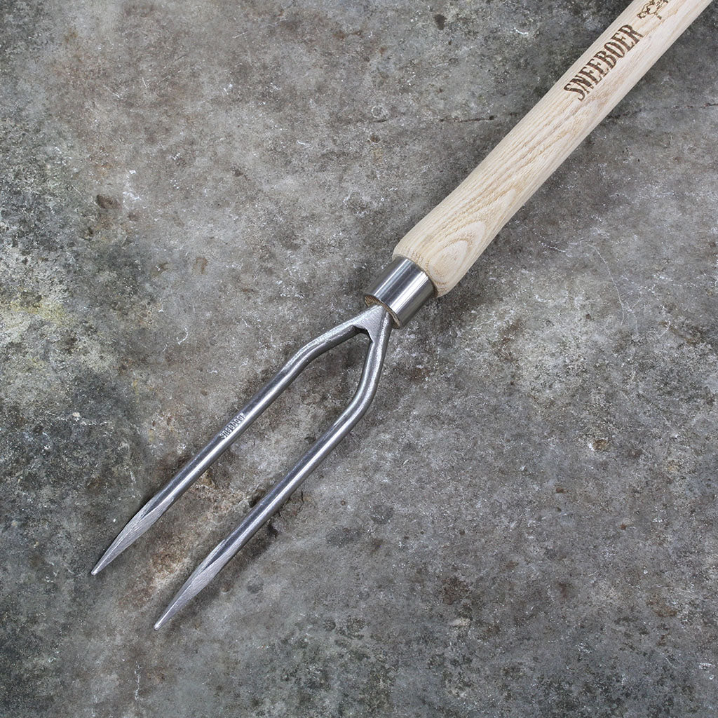 Sneeboer Raised Bed 2-Tine Weeding Fork – Garden Tool Company